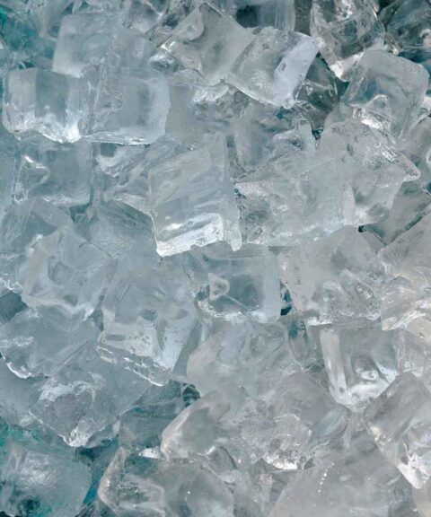Ice on boats | Buy ice cubes online -> IceMallorca.es